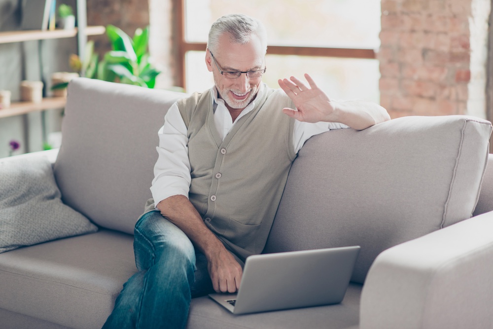 Therapists explain the benefits of living alone in later life – and how ...