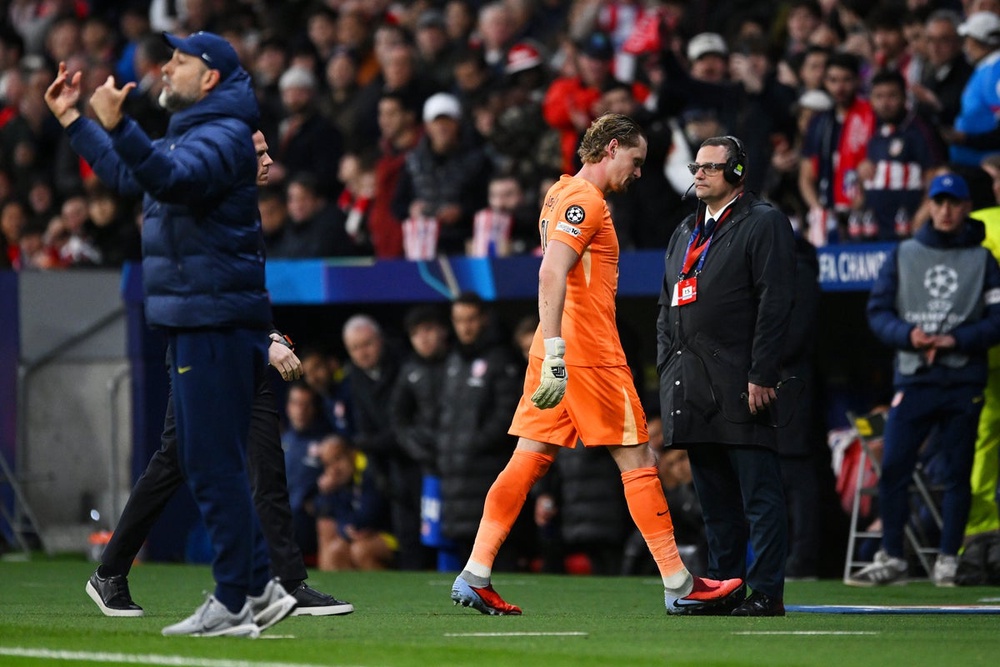 Igor Tudor explains why he subbed off Antonin Kinsky against Atletico ...