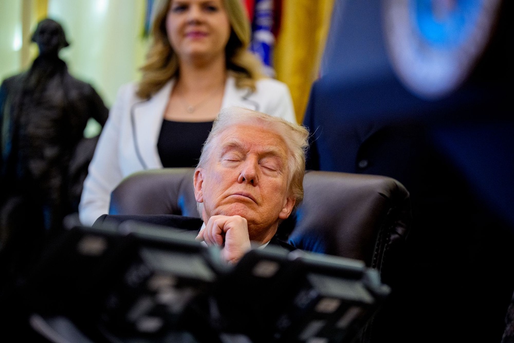 Americans’ confidence in Trump’s mental and physical health plummets ...