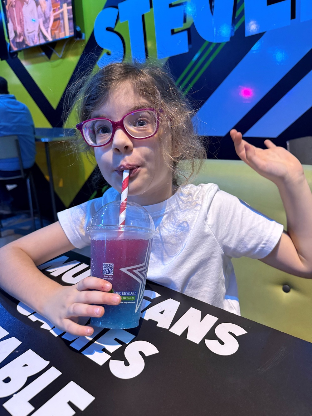 Six-year-old girl has sight restored thanks to life-changing eye gene ...