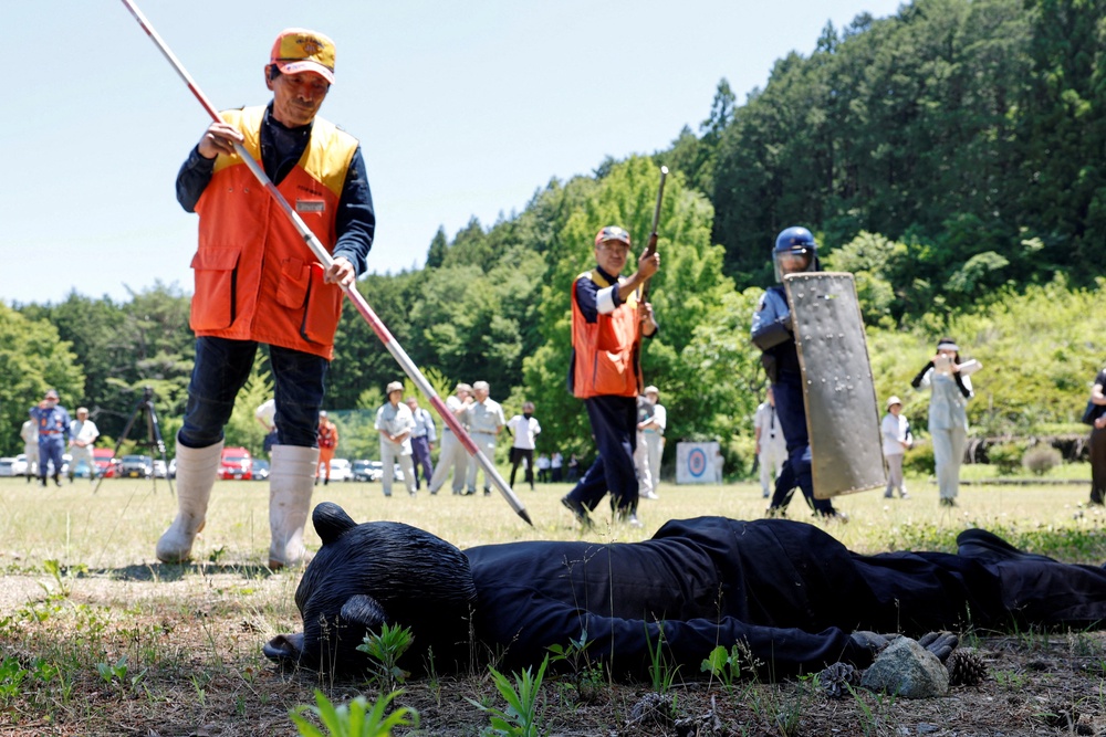 Man dressed up as black bear ‘attacks’ Japanese school in bizarre ...