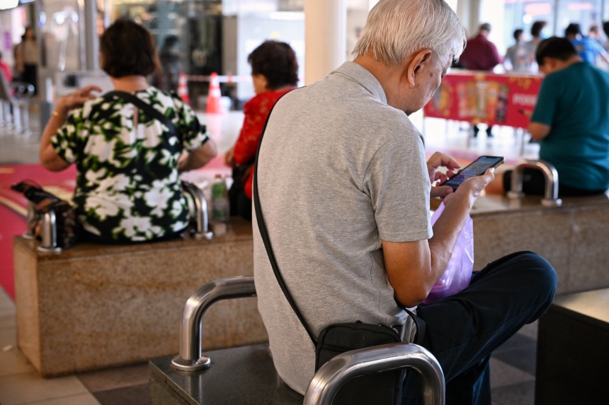 Gen AI training for workers, public to improve productivity, literacy