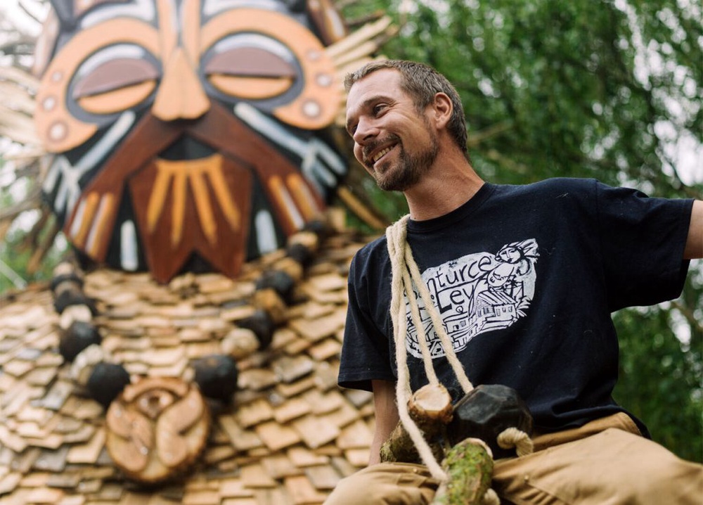 In conversation with: World’s leading recycle artist Thomas Dambo on ...