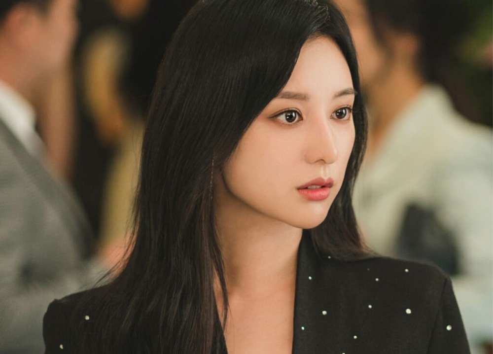 Style ID: Hong Hae-in’s best looks in Netflix’s ‘Queen of Tears’ and ...