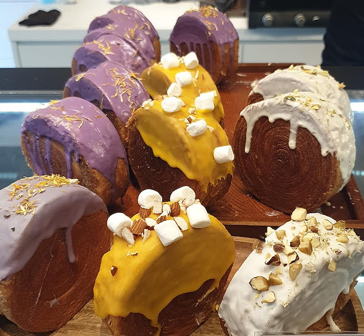 Here are the 8 Places to Enjoy Crombolonis in Klang Valley