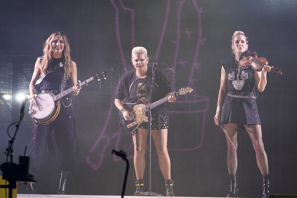 The Chicks co-founder dies at 65