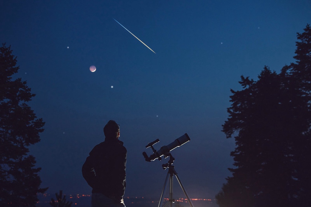 Solar eclipse, supermoons and meteor showers: These are the 11 ...
