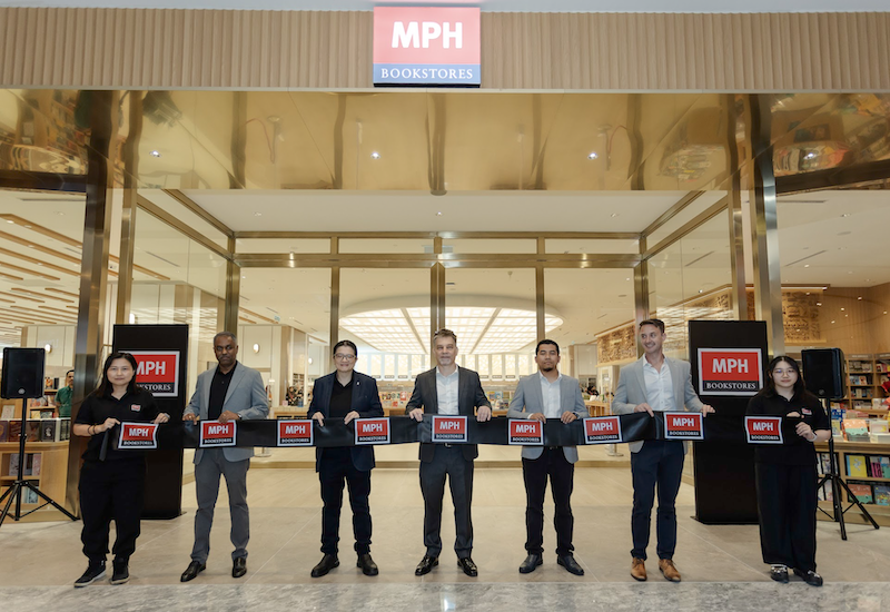 MPH Bookstores Unveils Its’ Flagship Store at The Exchange