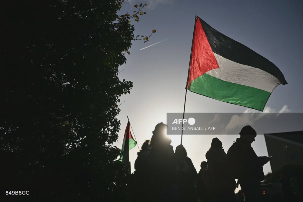 Palestinian flag raised at Toronto city hall for first time
