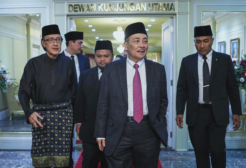 Hajiji forms new Sabah cabinet, retains three DCM structure