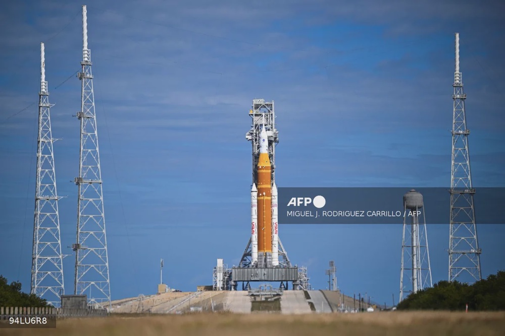 NASA delays Moon mission over frigid weather