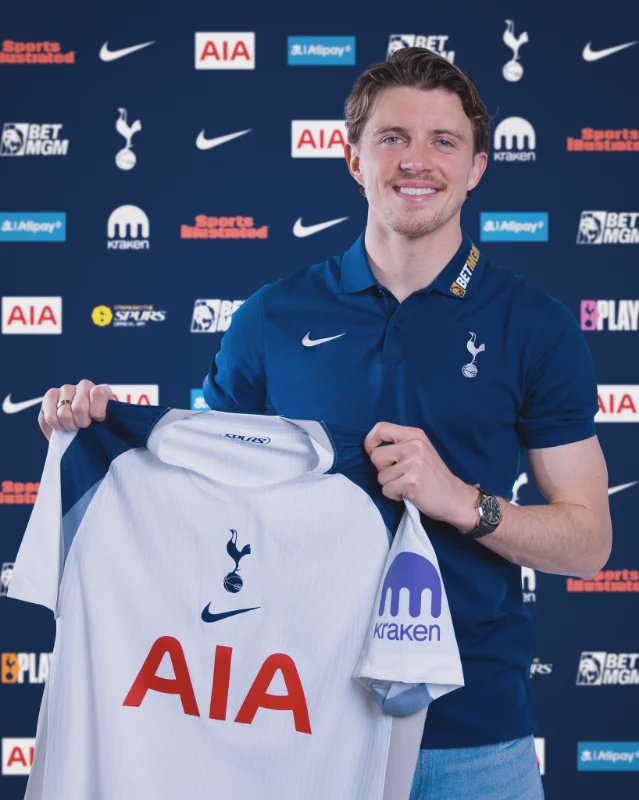 Spurs sign England midfielder Gallagher from Atletico Madrid
