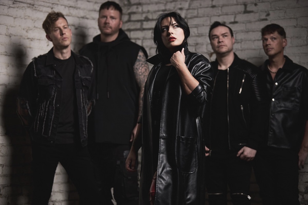 Eva Under Fire confronts demons on new single Murder Scene