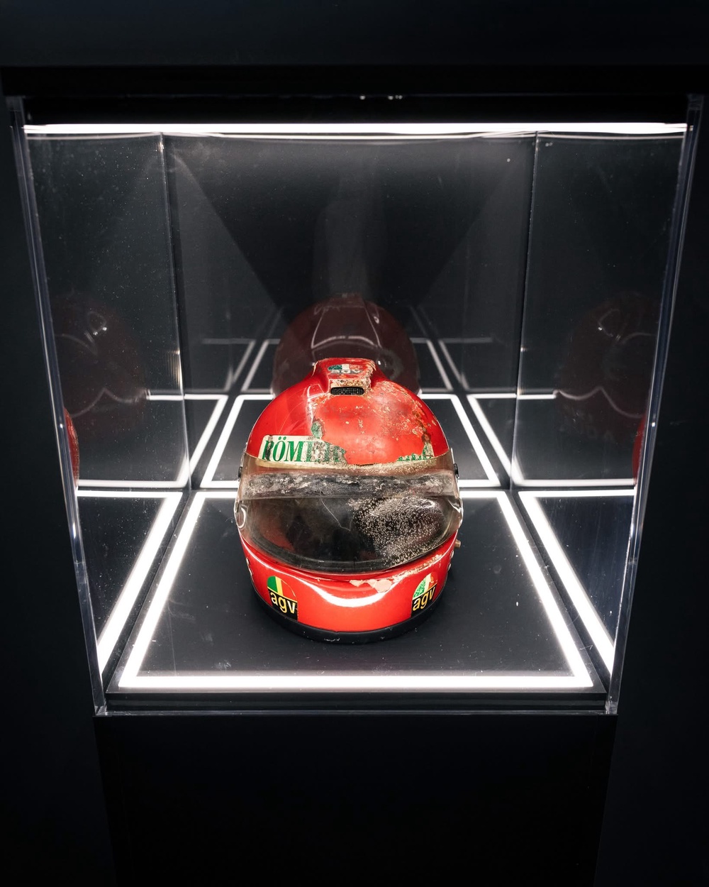 The Story Behind Niki Lauda’s Iconic Helmet