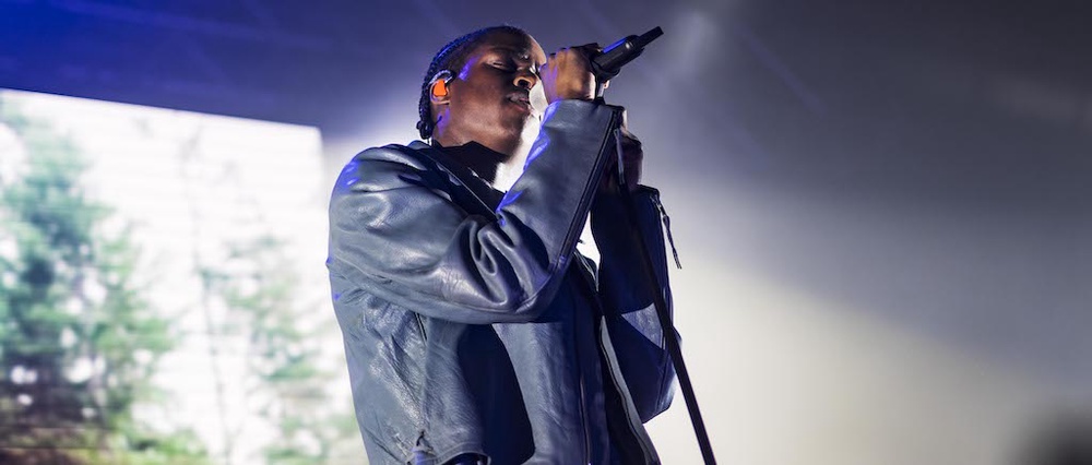 Daniel Caesar Is Bringing His Album ‘Never Enough’ On His ‘Superpowers ...