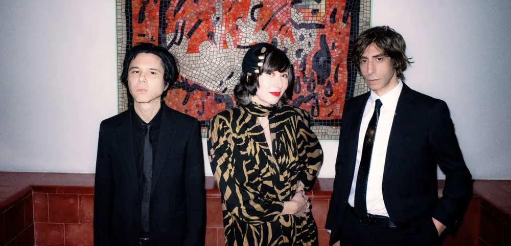 Yeah Yeah Yeahs Are Going On A ‘Very Special’ Theater Tour To Celebrate ...