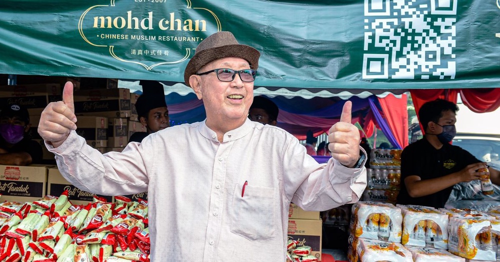 After converting to Islam, Mohd Chan started a halal Chinese F&B chain ...