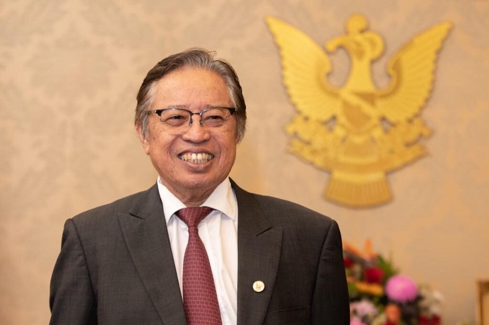 Grab Sampan? Sarawak Govt Plans to Test Electric Boats for App-Based ...