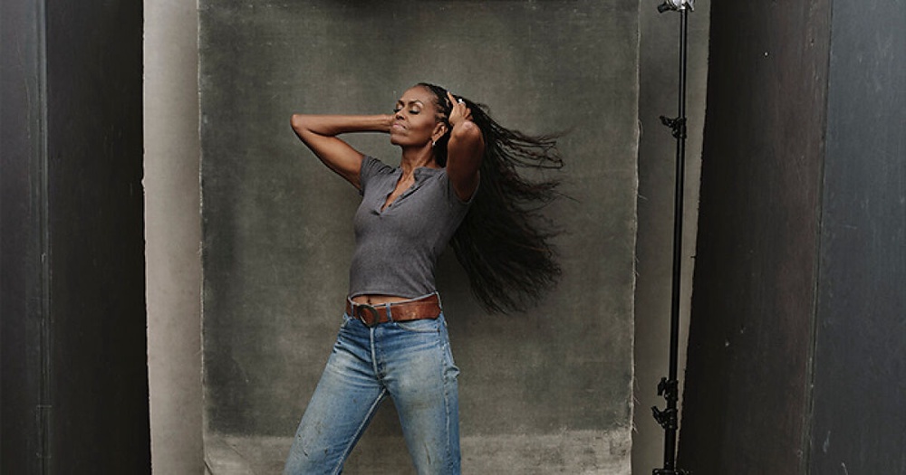 Genes’ Are Fine!”: Michelle Obama’s Casual Look With Ultra-Long Hair Is ...