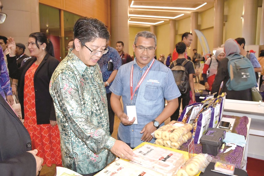 Sabah to host 2023 Hawkers, Petty Traders Day: Ewon