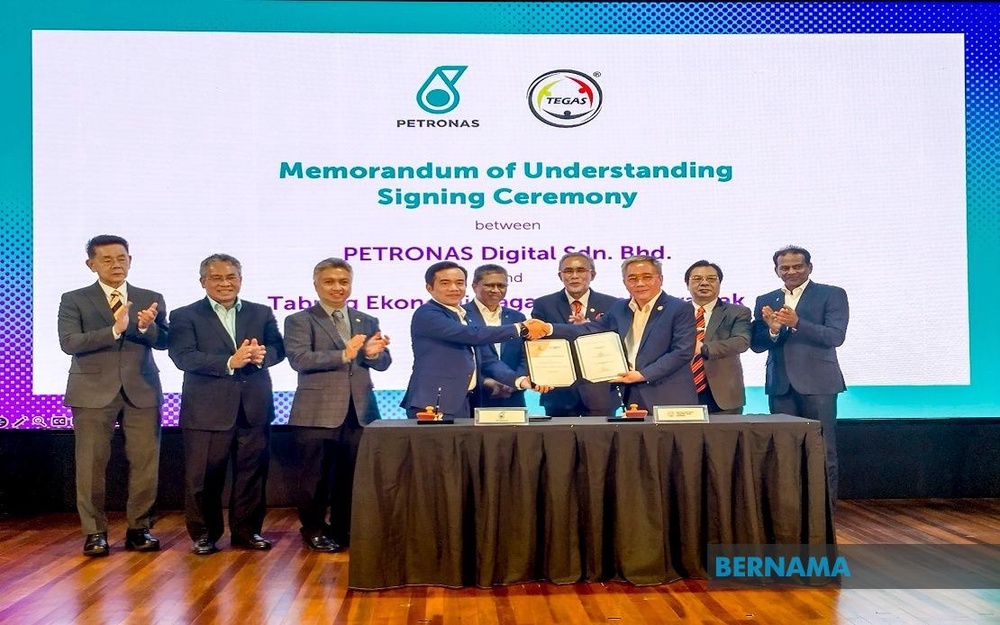 Petronas, Sarawak collaboration for digital development