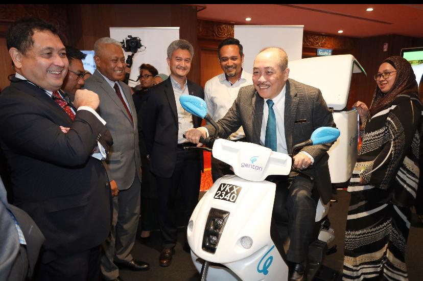 Hajiji launches Sabah Energy Roadmap, Master Plan 2040