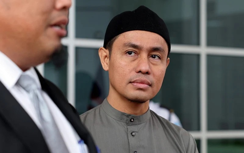 Celebrity preacher ordered to enter defence for sexual assault