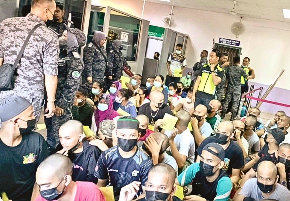 680 Filipinos deported, first this year