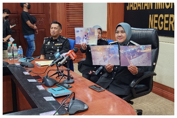 Filipinos smuggling ring busted