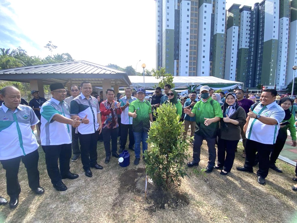 Sabah’s tree planting record far from target