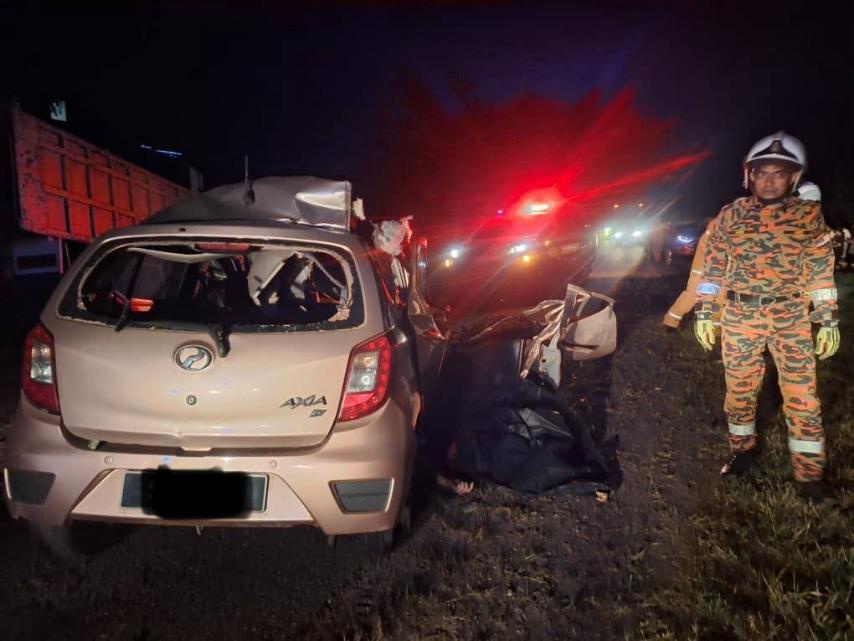 Pemandu kereta maut bertembung lori di Beluran