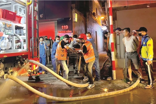 Apartment fire in Hanoi kills 14 Apartment fire in Hanoi kills 14