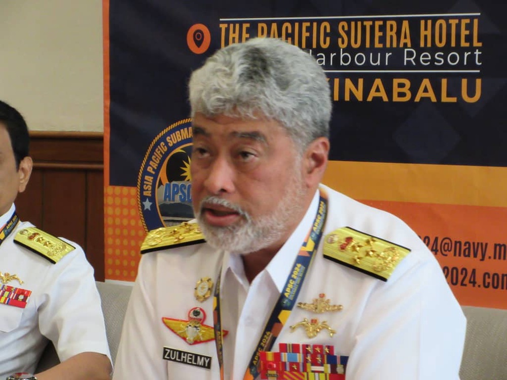 Malaysian navy to remain non-aggressive in disputed South China Sea ...