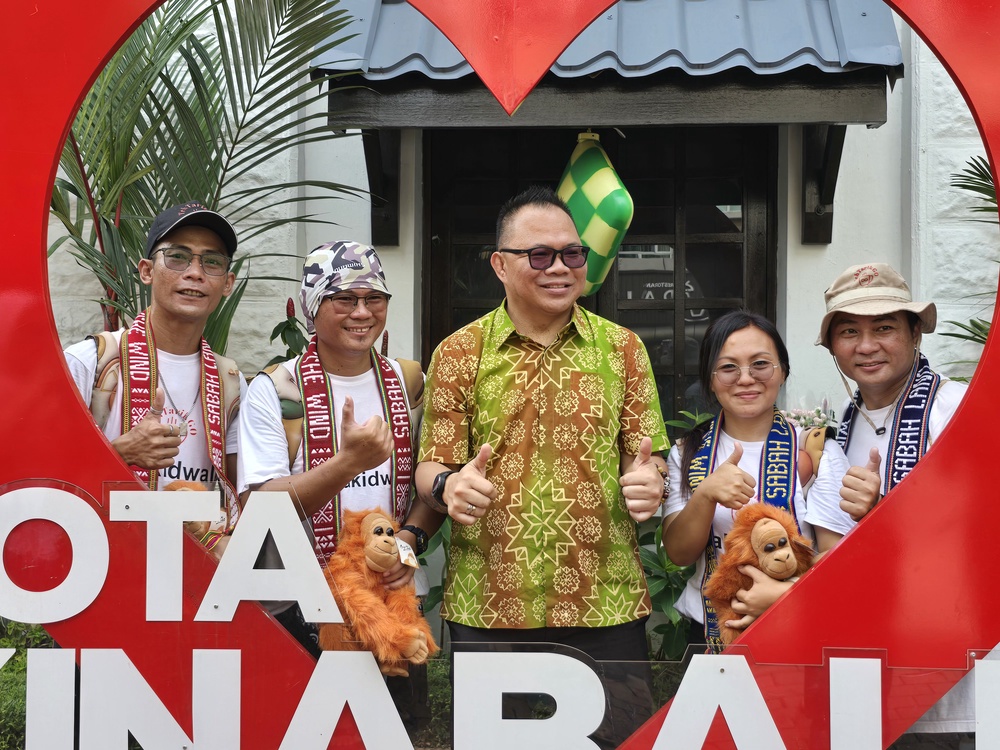 Longest night walk record