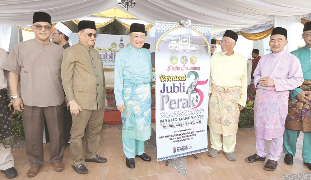 Ketua Menteri lancar Karnival Jubli Perak Masjid Bandaraya