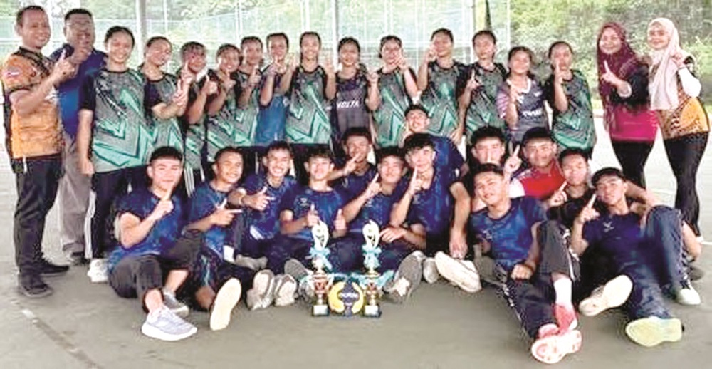 Sekolah Menengah Kebangsaan Sindumin cement its dominance in handball