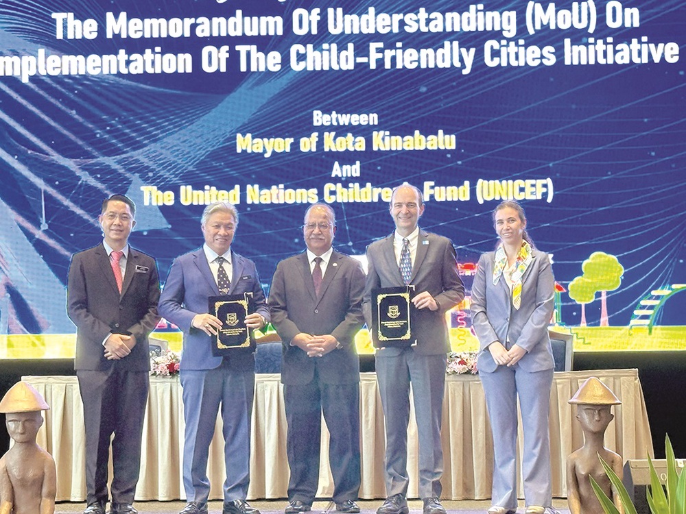 DBKK partners with Unicef on child protection