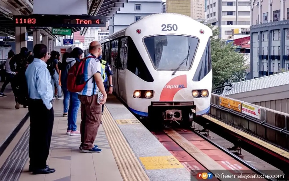 Kelana Jaya LRT services disrupted after passenger falls onto track