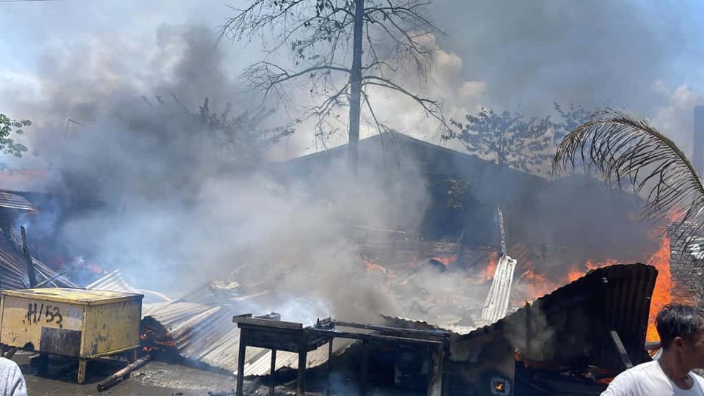 Fire destroys eight squatter houses in Tawau