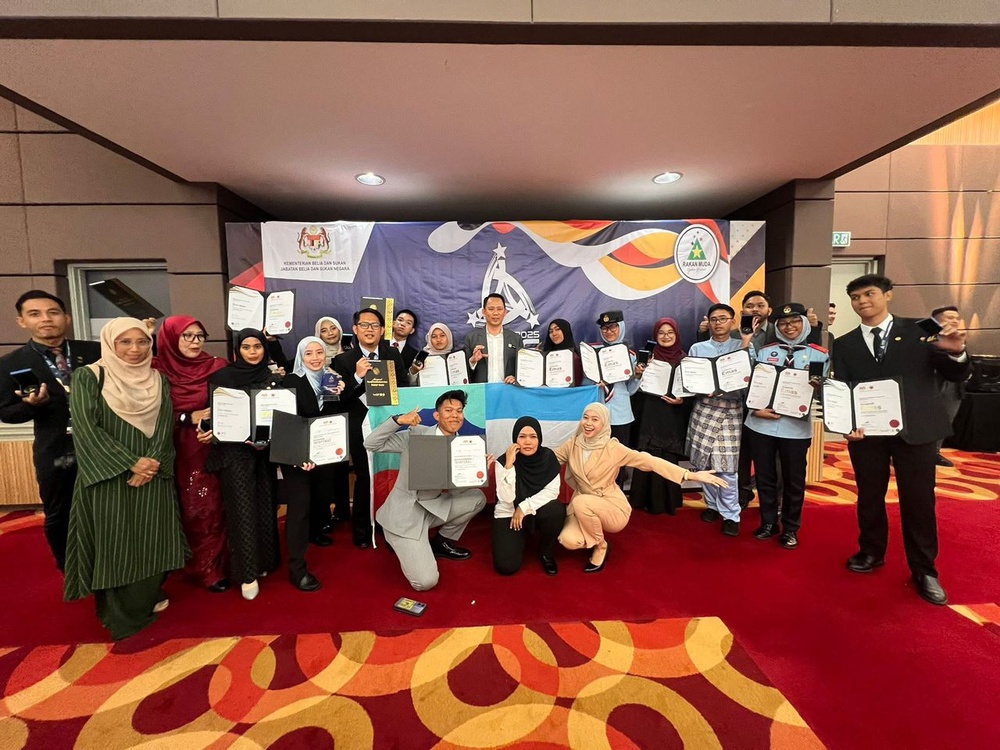Tawau Youth Club wins best operational body at ARPRM Gold Awards