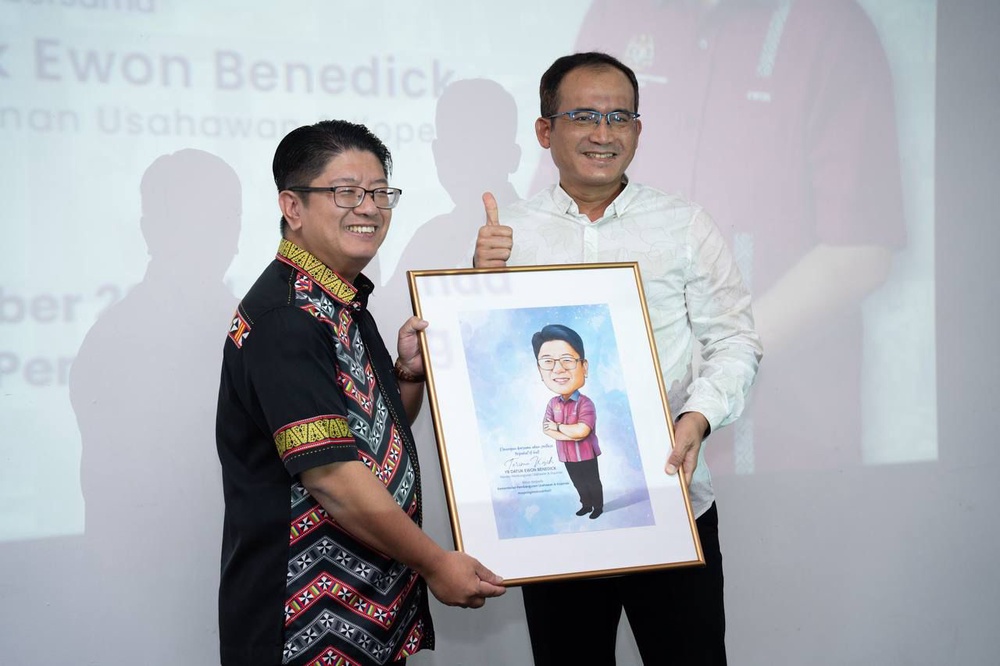 Ewon confirms exit from Cabinet, appreciates Sabah KUSKOP's dedication