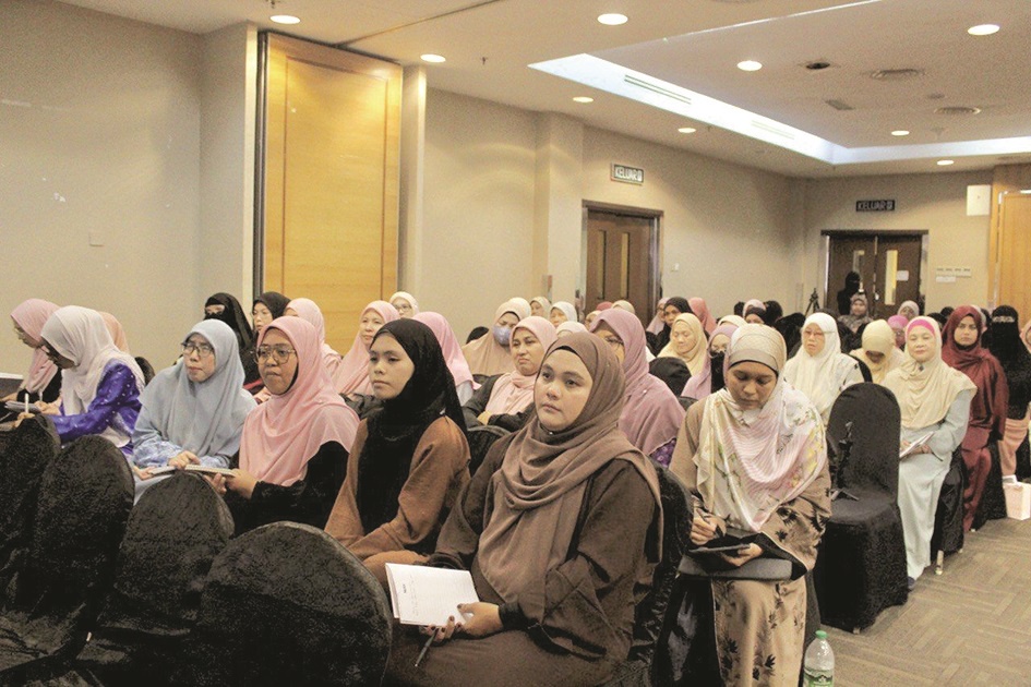Islamic guidance for 180 Sabah women