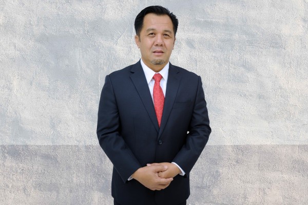 Getting tough on fish bombing