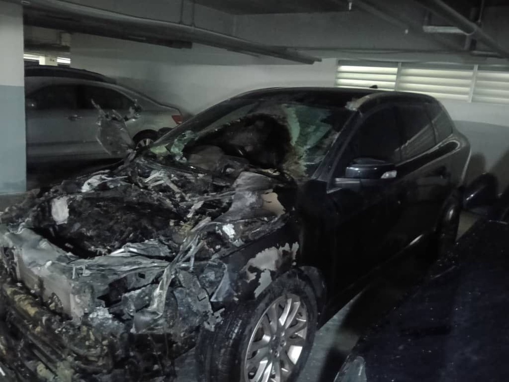 Volvo destroyed in Peak Vista parking fire