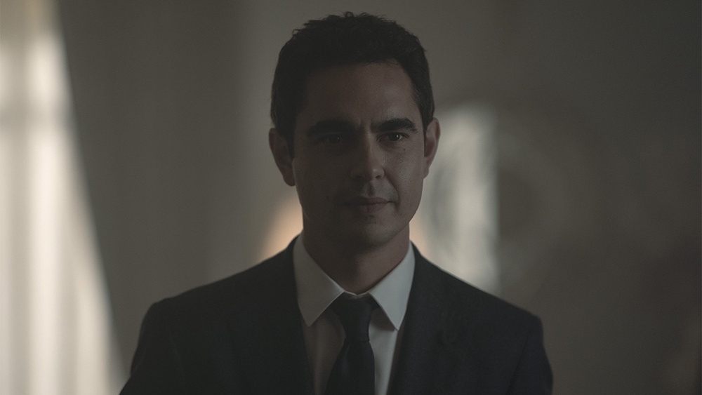 Max Minghella Explains Nick’s Choice in The Handmaid’s Tale: ‘He’s a ...