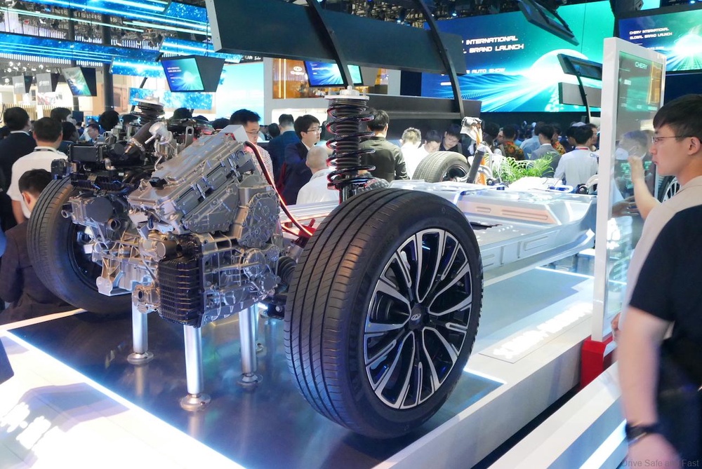 Chery Unveils 3rd Gen PHEV Powertrain, NEV Platforms & 2 New Brands