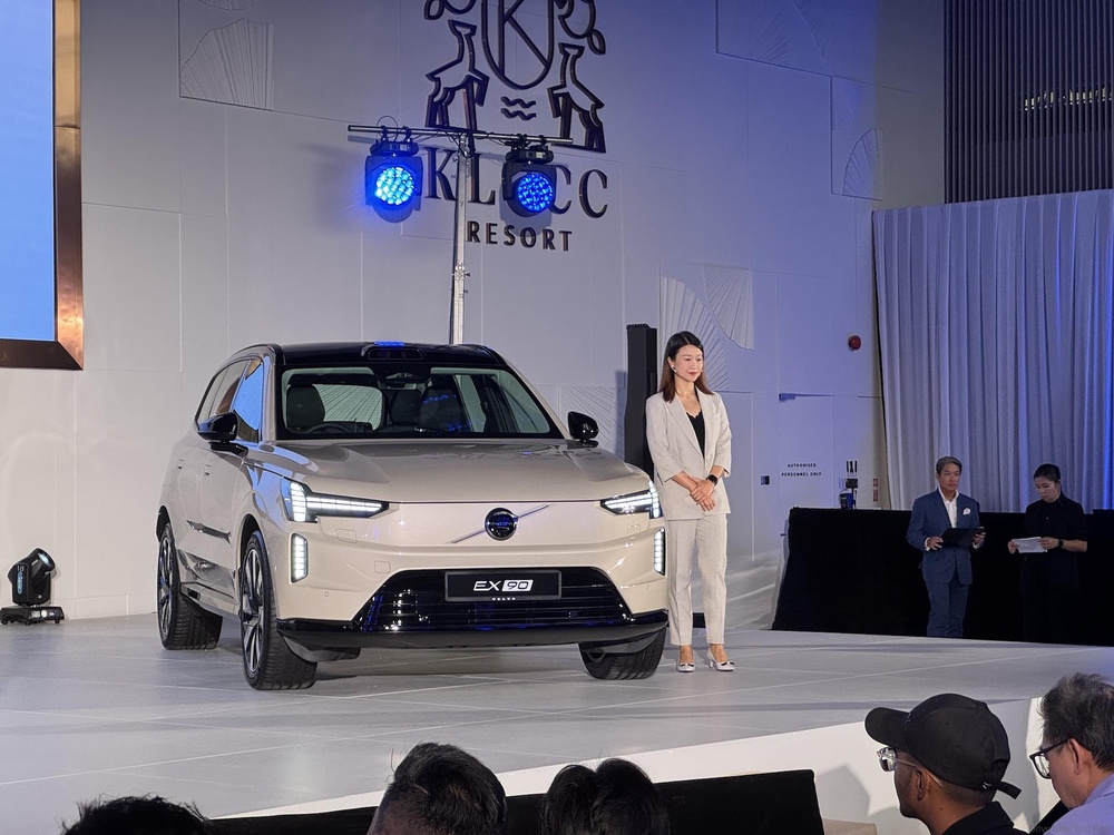 Volvo EX90 Electric Flagship SUV Launched In Malaysia For RM442,888