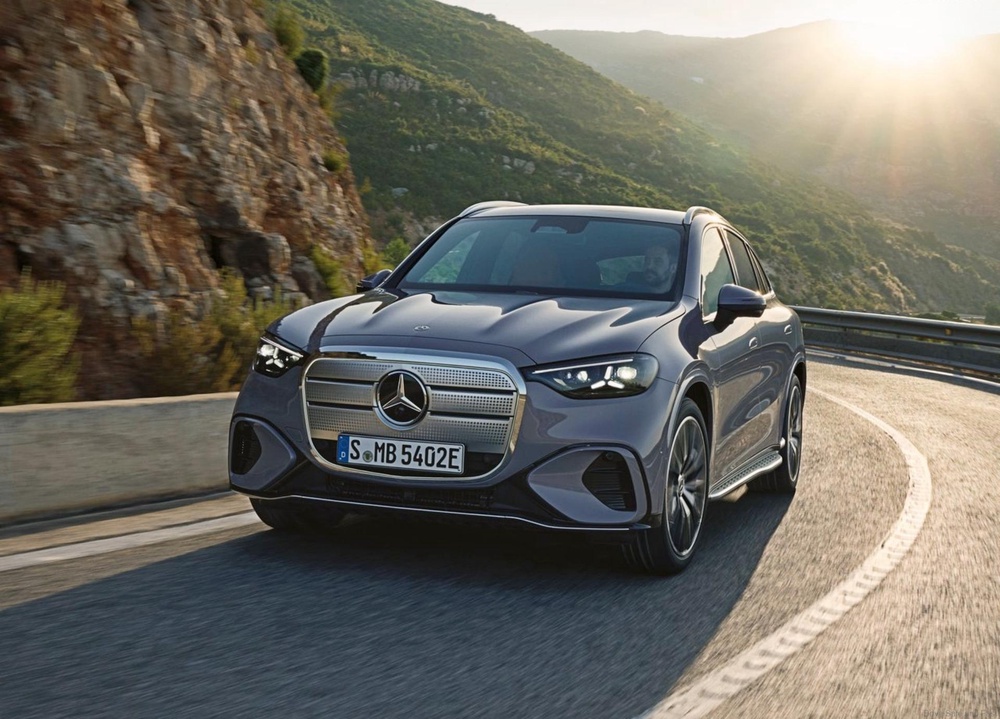 Mercedes-Benz GLC EV Debuts, To Be Launched In 2026