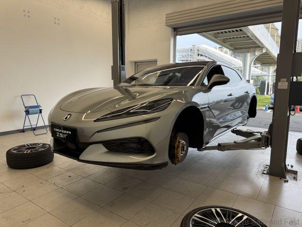 We Test BYD DiSus Suspension System At The Zhengzhou Race Track - Newswav