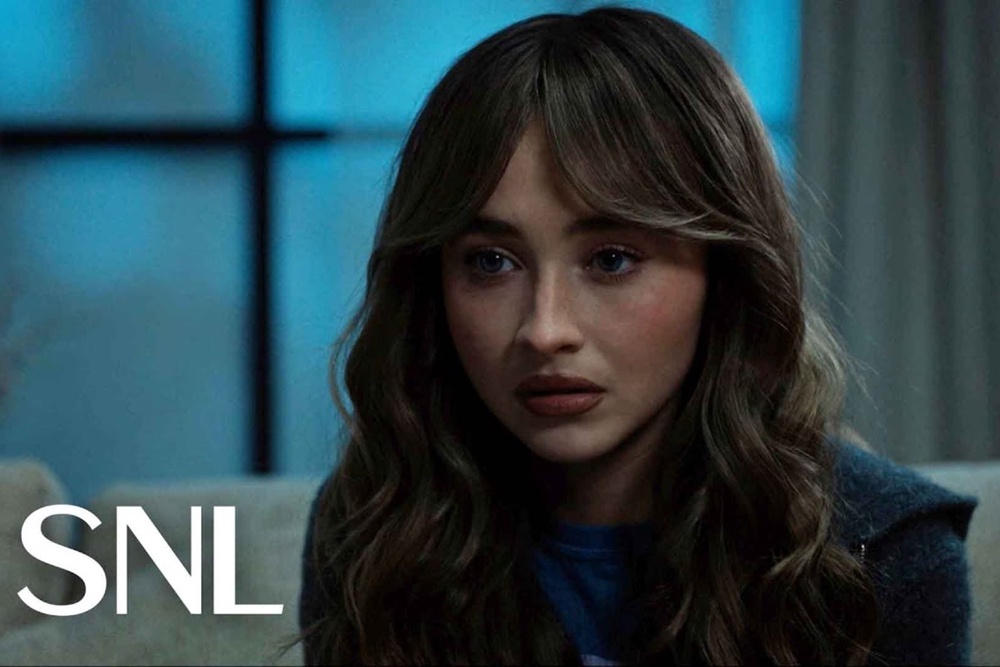 Sabrina Carpenter and “SNL” Took on the Horror of Unexpected Houseguests